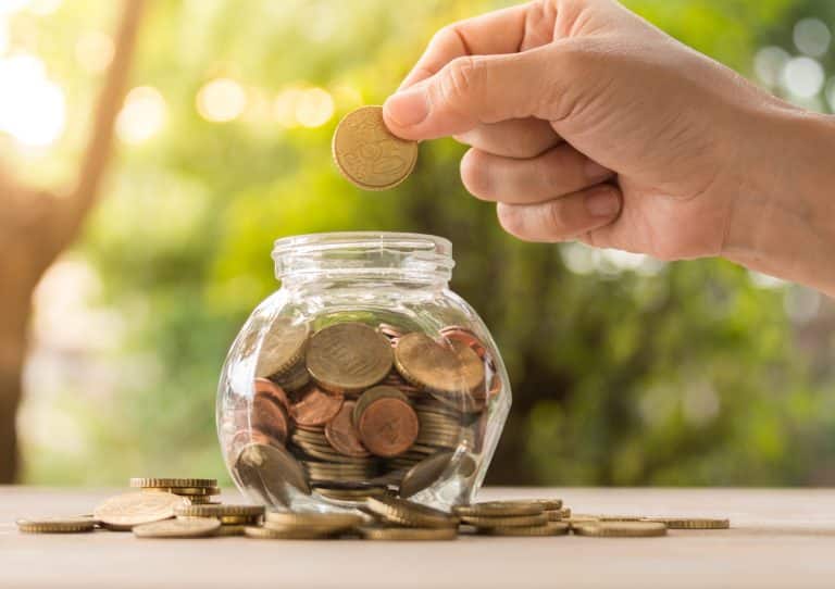 8 Essential Money Management Tips For 2021
